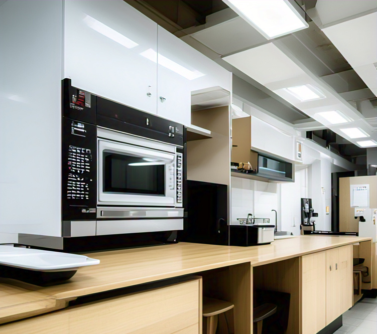 Where Can I Use A Microwave For Free Near Me? (Read this before ...